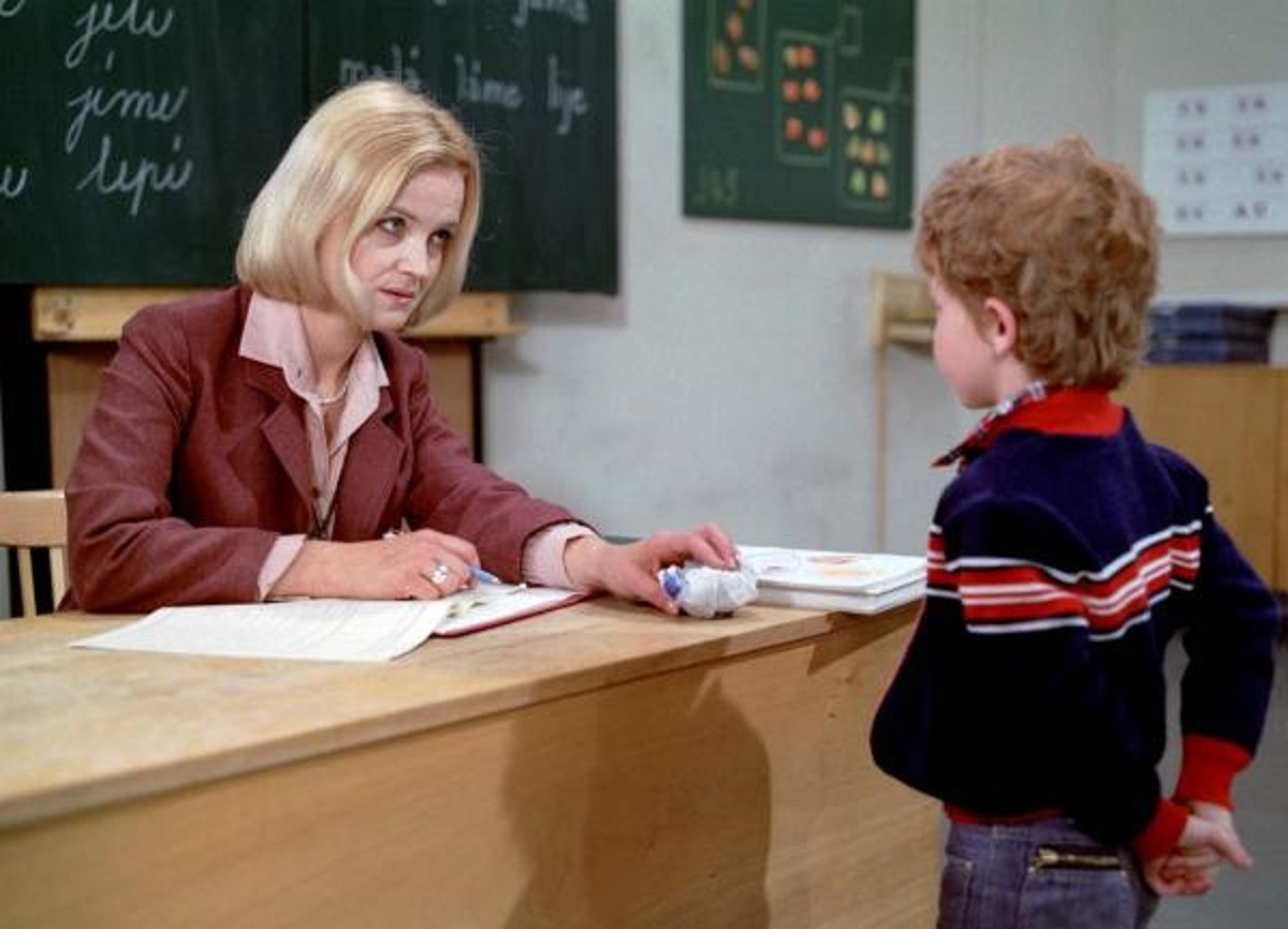 Příběh seriálu: My všichni školou povinní - Kritiky.cz